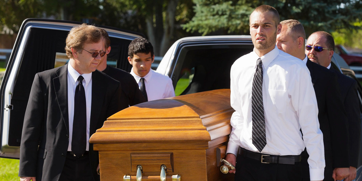 A Guide to Paying for Your Funeral - Totally Life